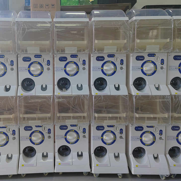 Popular Gachapon Machine - Customizable Capsule Toys Vending