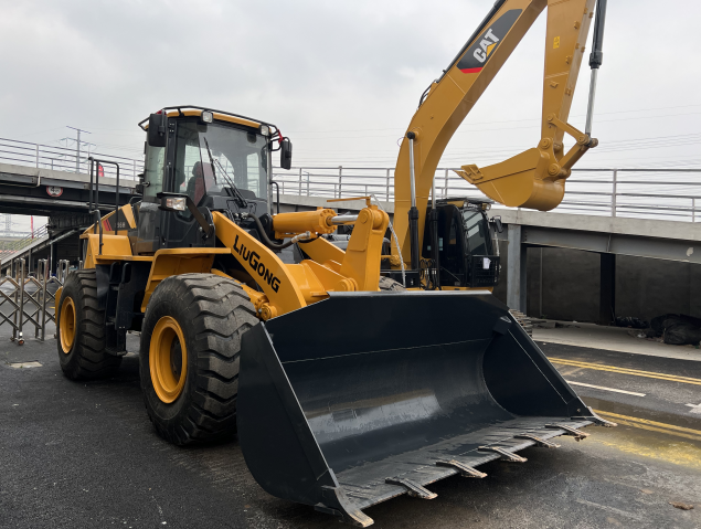 Original Painting China Liugong CLG870H Wheel Loader Liugong Tracked ...