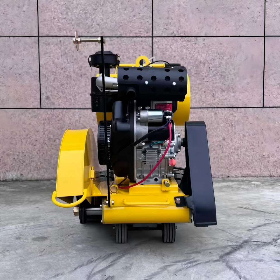 500mm Asphalt Concrete Floor Road Cutting Machine Diesel Engine Road ...