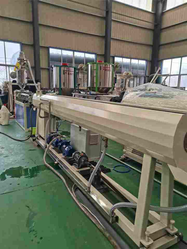 Fully Automatic PVC PC Beverage and Beer Keg Straw Equipment ...