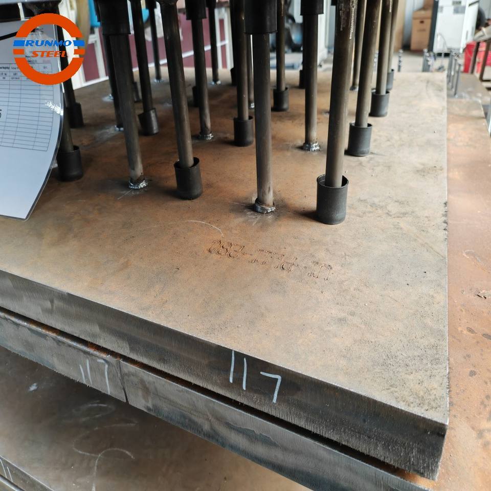 Pre-Embedded Wear-Resistant Lining Plate for Transfer Hopper of Ore ...