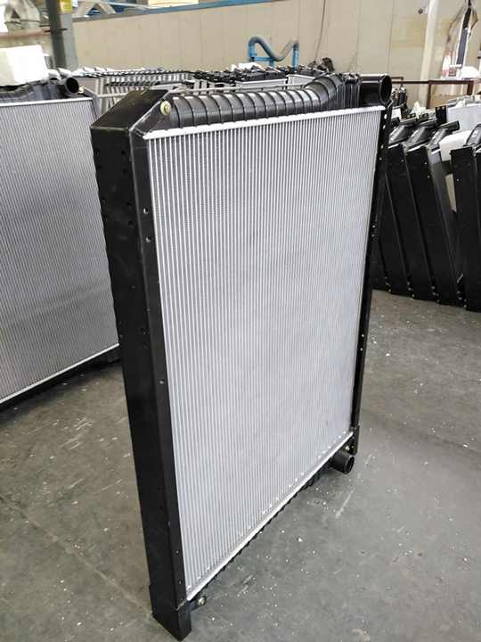 Hino 700 E13C Radiator - Reliable Japanese Truck Radiator
