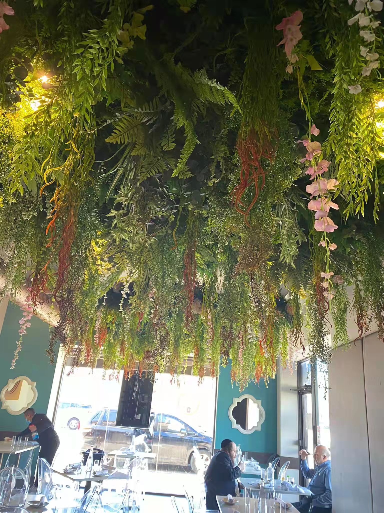 How to Choose the Best Hanging Grass Ceiling for Your Space
