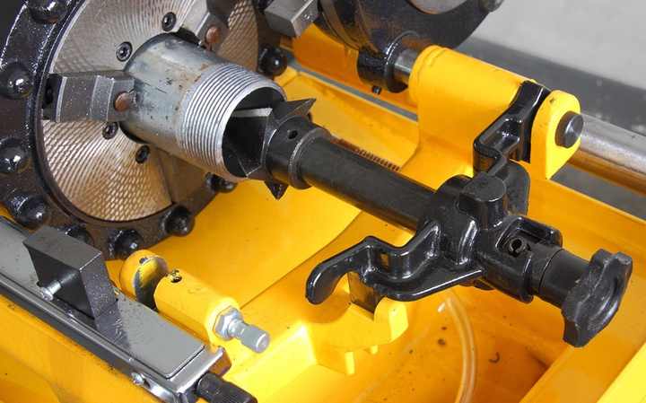Hongli SQ50 Pipe Threader - Efficient 1/2" to 2" Threading