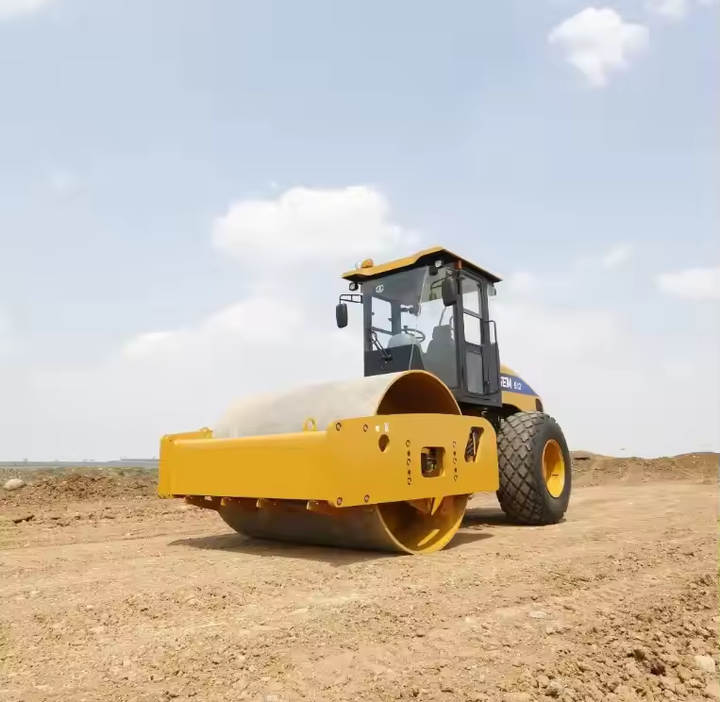 12ton Vibratory Road Roller SEM512 Soil Compactor Efficient for Asphalt ...