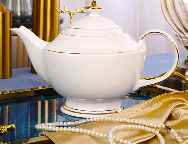 Luxury Golden line Tea Pot Set Ceramic Porcelain Drinkware China Tea ...