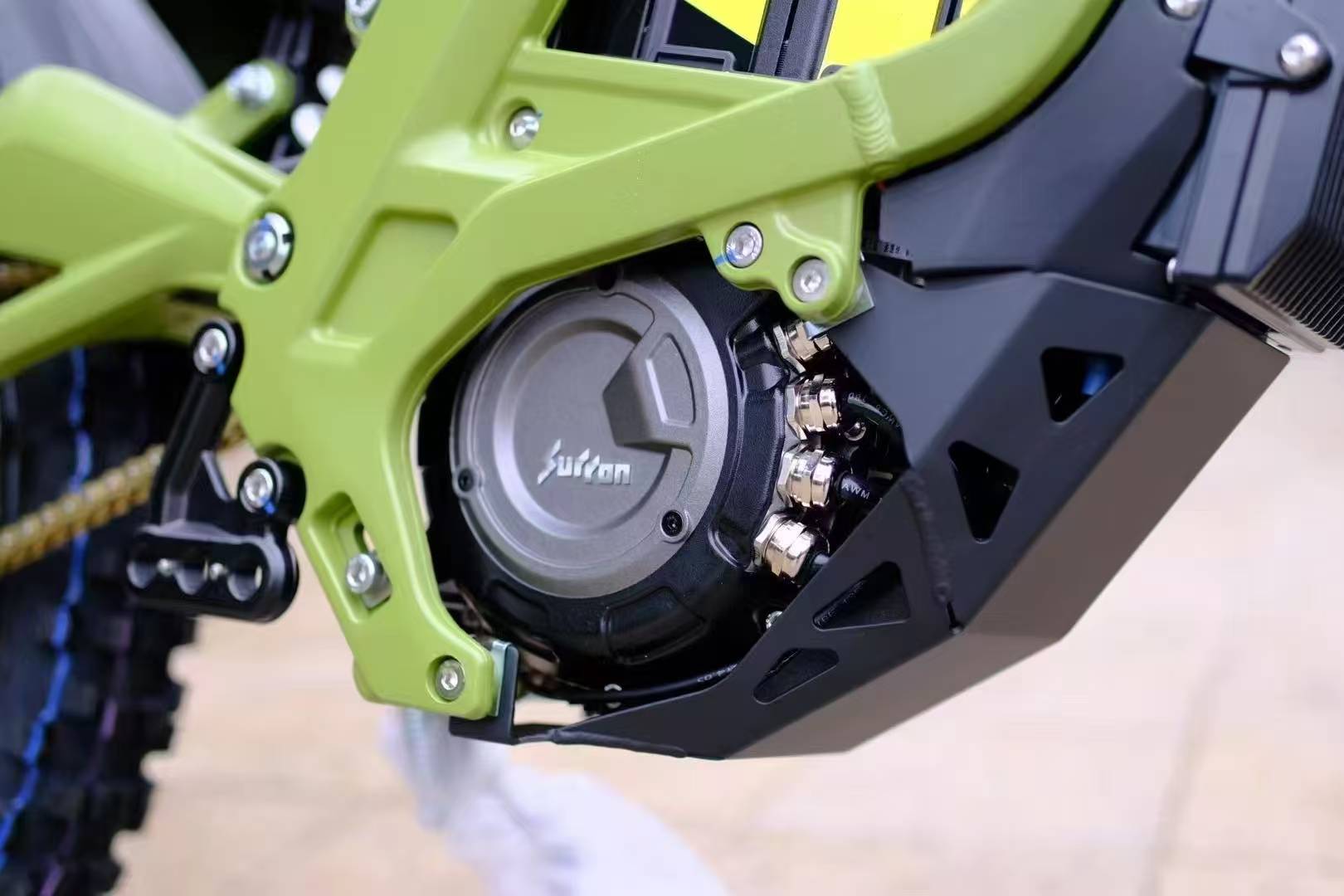 Surron Light Bee X Off Road - Powerful Electric Motorcycle