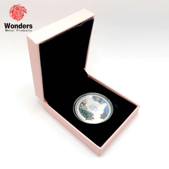 Free Samples of Embossed Engraved Company Logo Silver Plated Coin