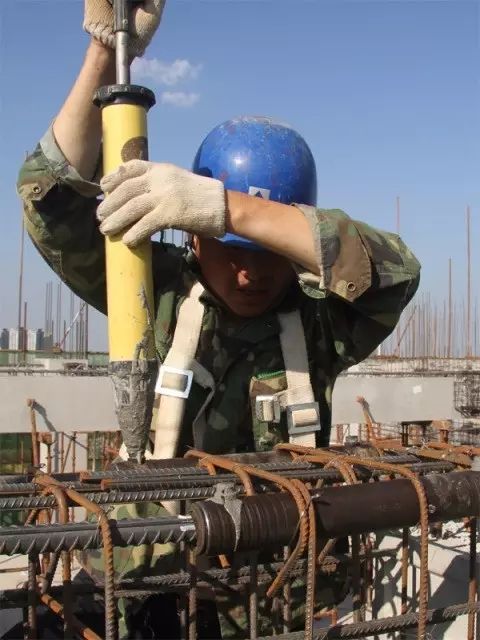 How to Choose Reinforcing Spacers for Concrete: A Complete Buying Guide