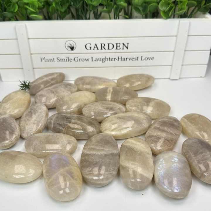 Hot Selling High Quality Wholesale Natural Crystal Tumbles Blue Moon ...