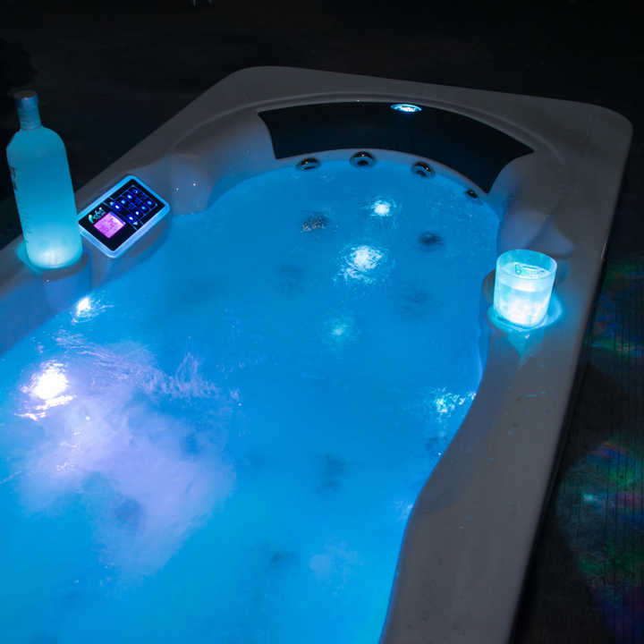 Luxury Modern Outdoor Spa Single Person Hot Tub High Quality whirlpool ...