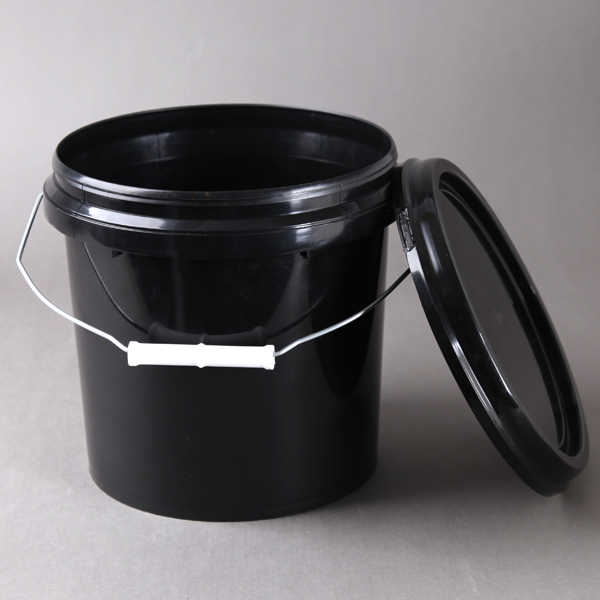 White Food Grade Plastic 40L Bucket with Lid 5 Gallon Pickle Bucket ...
