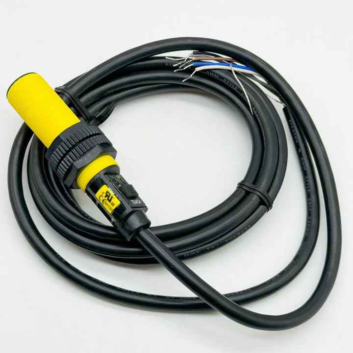 Banner S18U Series Ultrasonic Sensor Inductive Switches Barrel Style ...