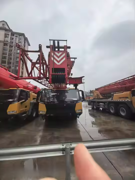 STC1000C5-8 68m Truck Crane 100ton Lifting Capacity Tier 6 Good Quality ...