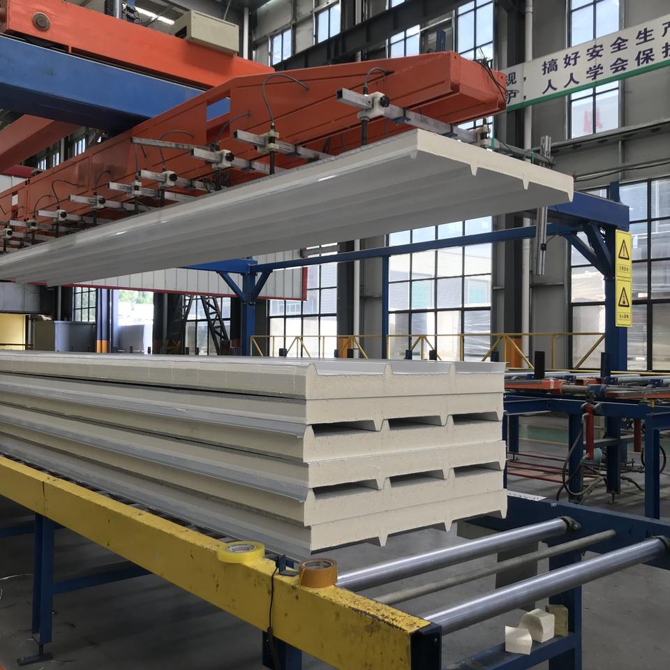 Colorful PU Roof Sandwich Panel Decorative & Functional for Residential ...