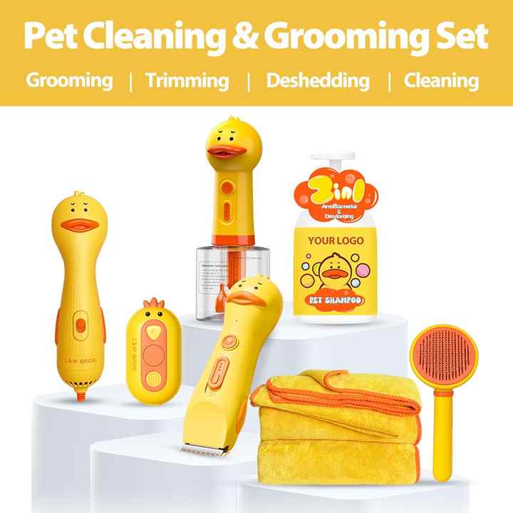 Dog Shampoo Spray Pet Bubble Machine - Cute & Sustainable