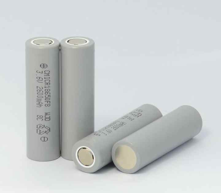 3.6V 2600mah Lithium Li-Ion Rechargeable Battery ICR18650F8