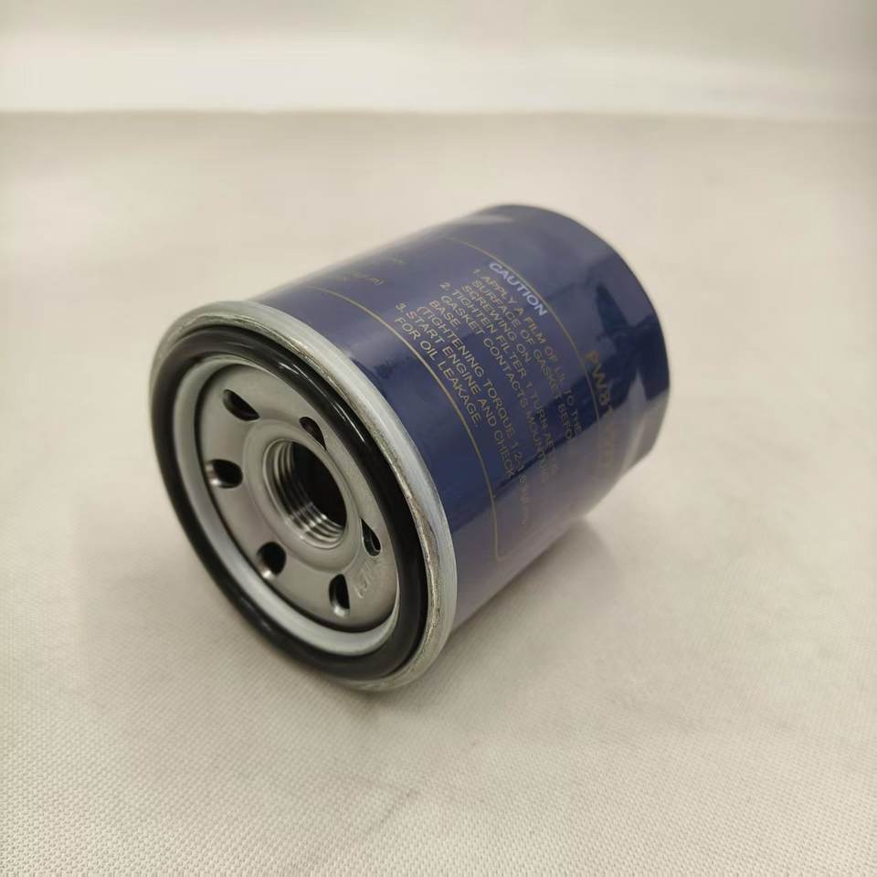 High Quality Auto Parts Oil Filter PW811577 for MITSUBISHI