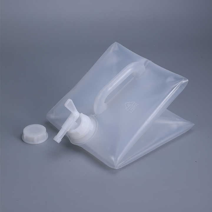 Fold 10 Liter Jerry Can - Durable & Eco-Friendly Storage