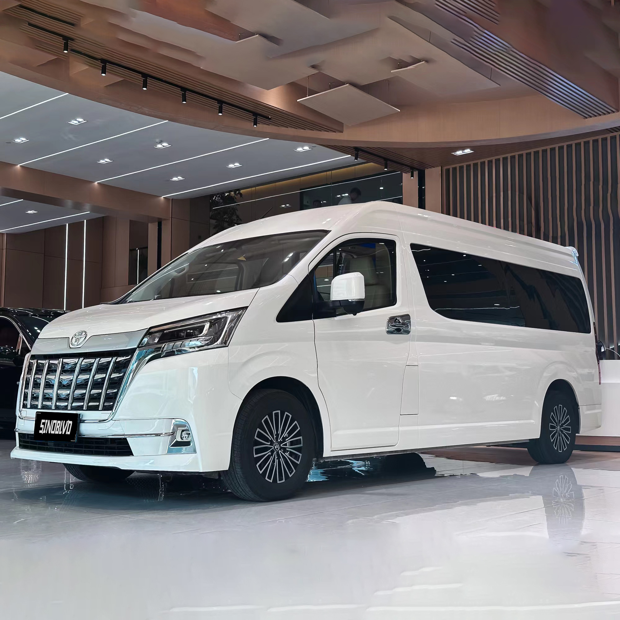 Quality Pre-Owned toyota hiace 2024 van for Savvy Business Buyers
