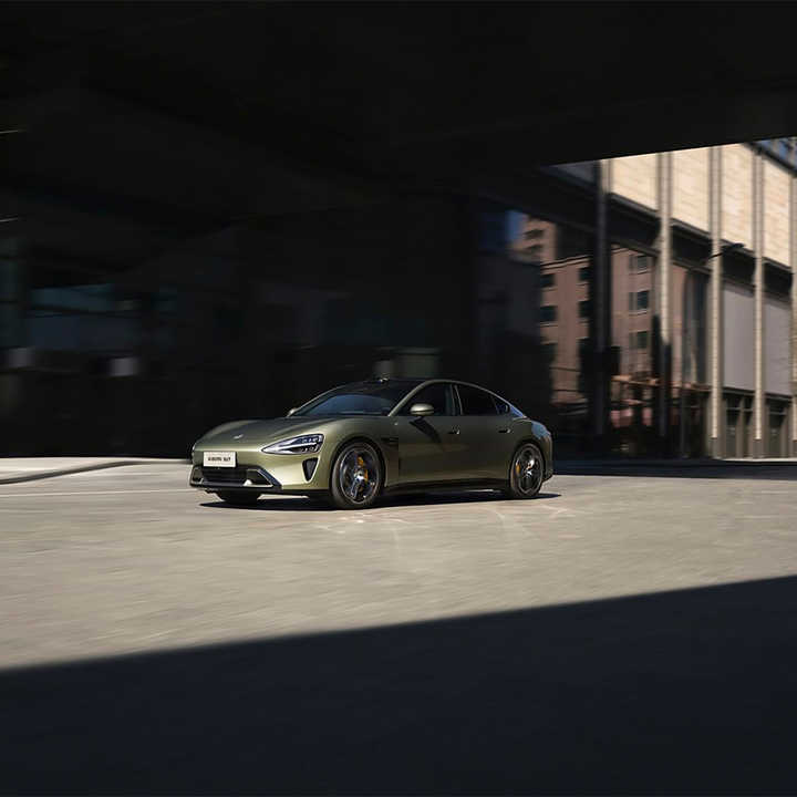 The 2025 new electric sports car Xiao-mi Su 7 is the largest pure ...