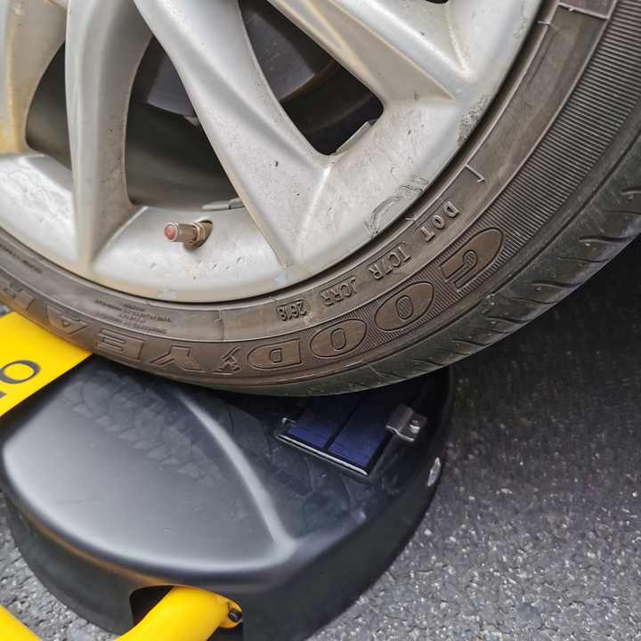 KAVASS Lift Type Remote Car Parking Lock Solar bluetooth Auto Parking ...