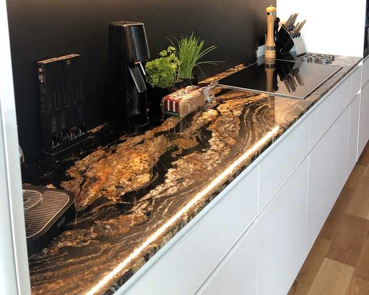 Nero Volcano Granite - Elegant Slabs for Restaurant Bars