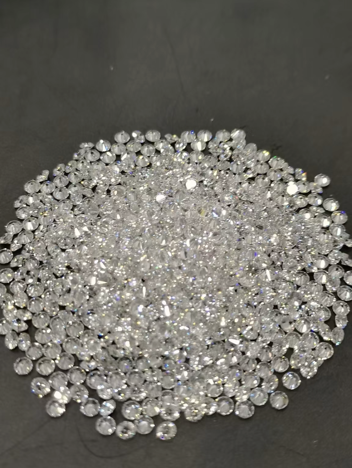How to Choose Wholesale Diamonds: A Complete Buyer's Guide