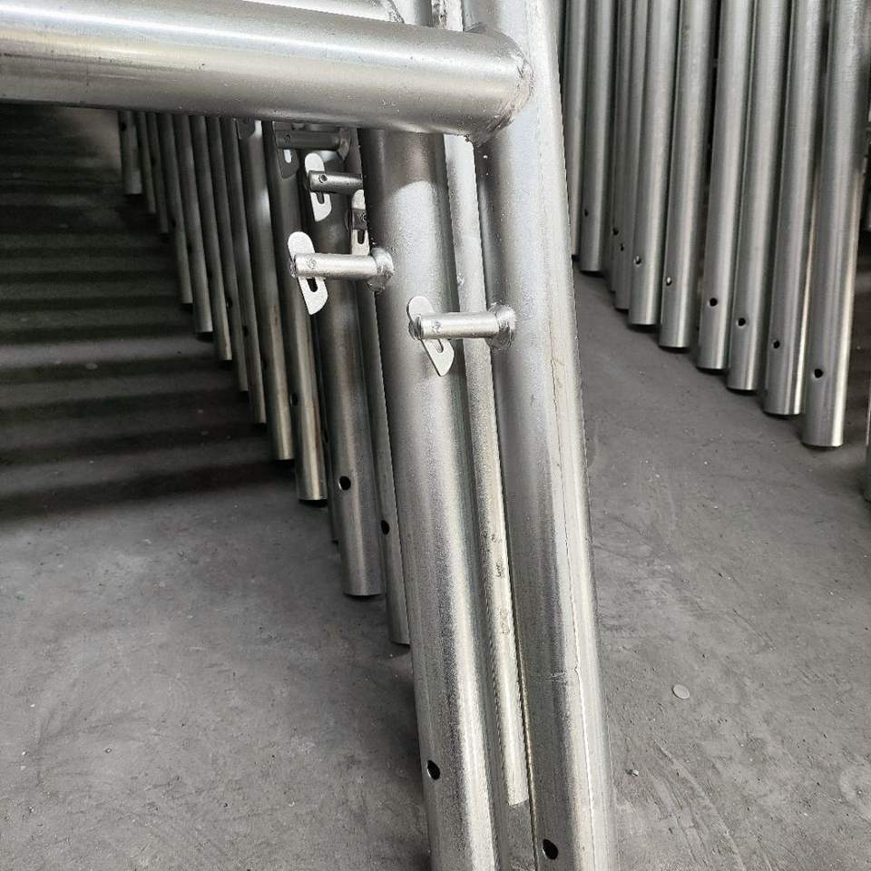 Heavy Duty H-frame Scaffolding Sets Ladder Frame Scaffolding Mobile a ...