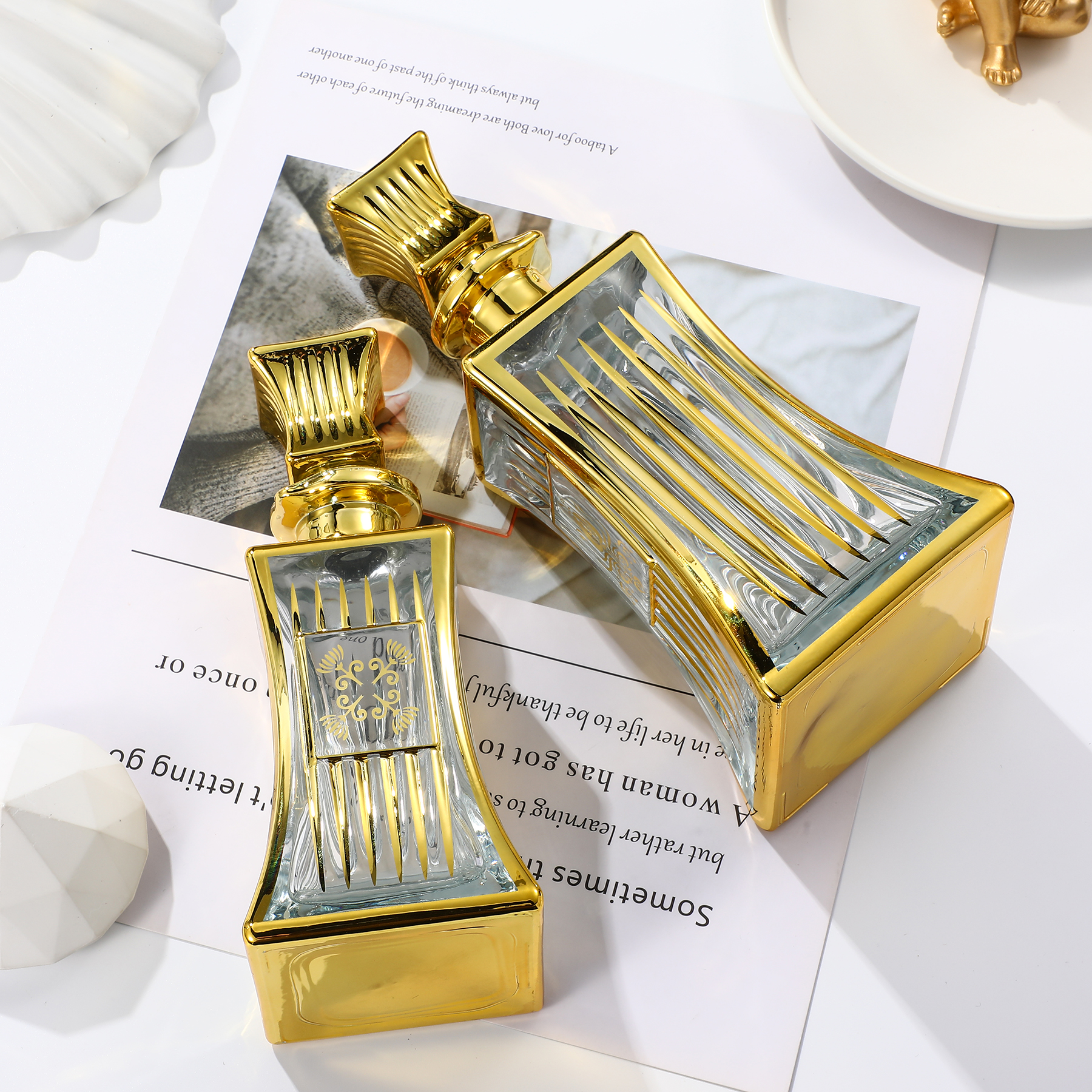 Body Shaped Perfume Bottle - Elegant & Durable Design