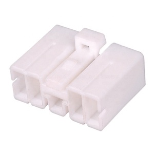 Compra una calidad de alta calidad dura y duradera conector automotriz gf20 pbt de 3 pines ...