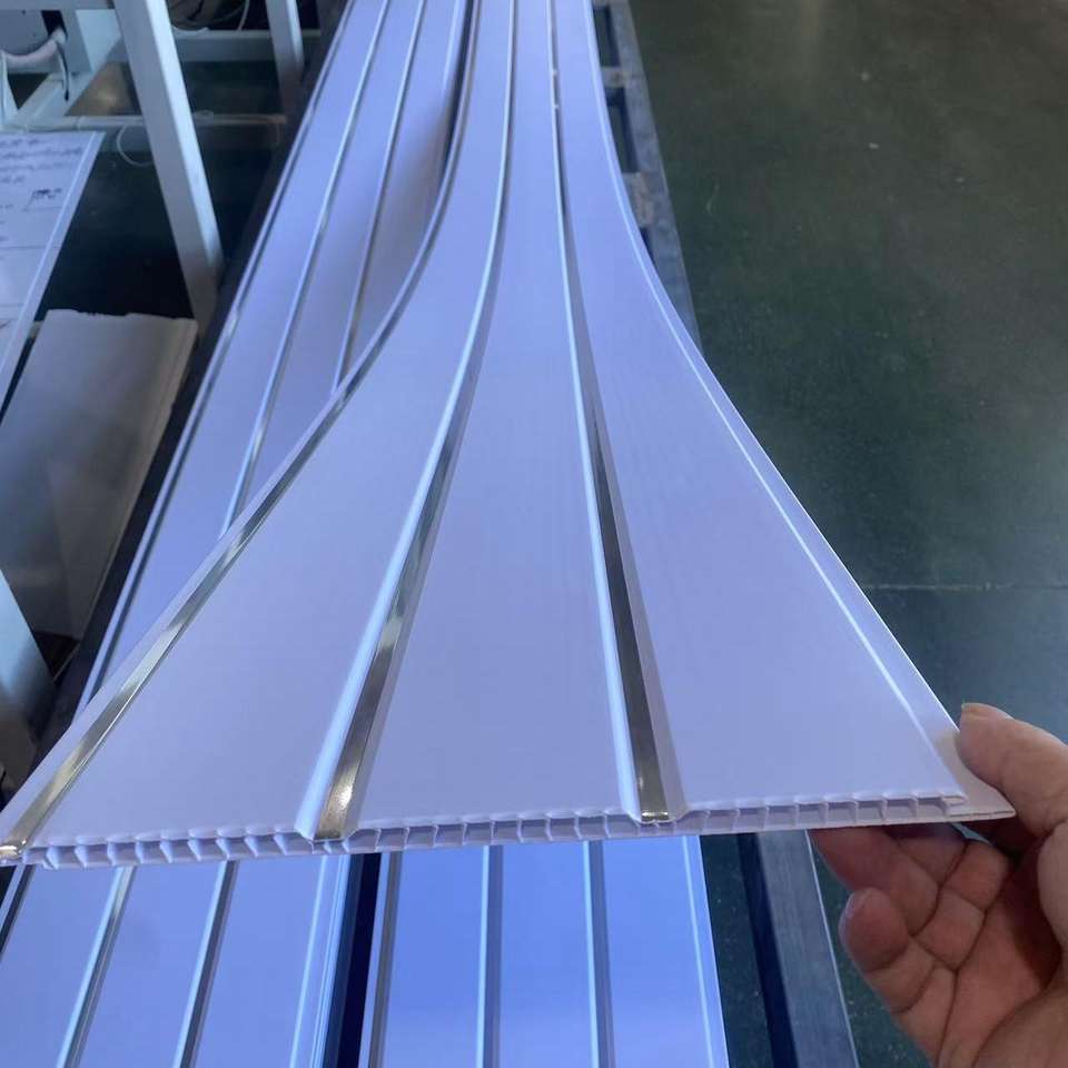PVC Ceiling Panels Cutting Moulding Services Customizable Size 5-10MM ...