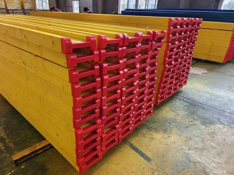 XINFUSHI H20 Reusable Timber Beam Wall Formwork Pine Llv Material 4 ...