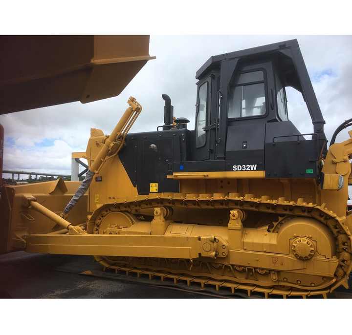 Reliable 365hp Grading Equipment Bulldozer Crawler Dozer Land Mover ...