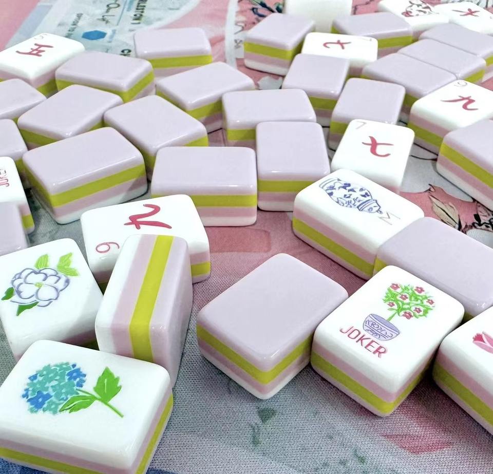 Pink Acrylic Mahjong Tiles Travel Camping Hand Rub Mahjong Game with ...