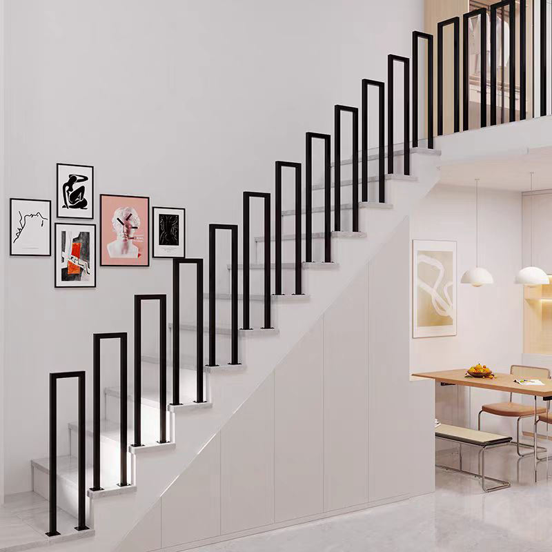 How to Choose the Best Stair Railing Plant Holder in Between