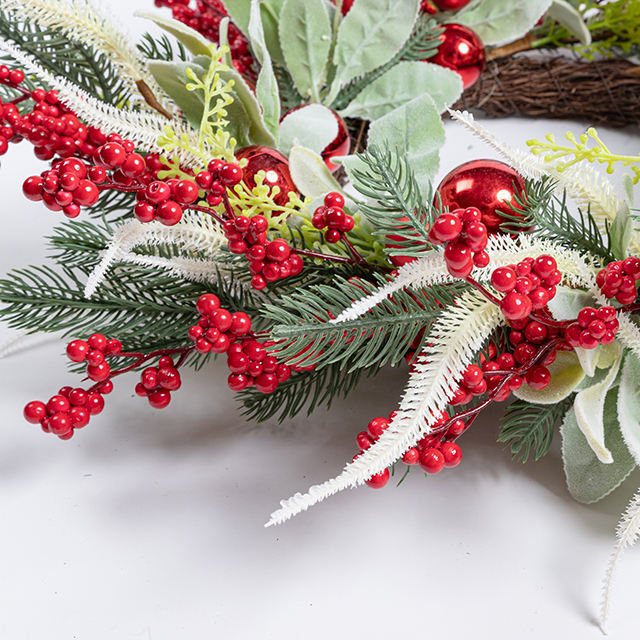 55cm Green PVC Handmade Traditional Indoor/Outdoor Christmas Wreath ...