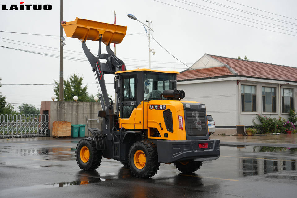LaiTuo Wheel Loader All-Terrain 4x4 Weichai Engine Front End Farm Use ...