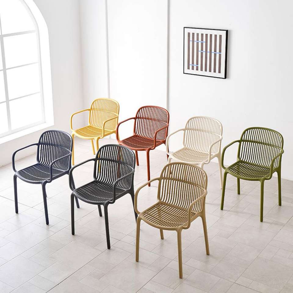 Wholesale Plastic Lounge Dinner Chair Outdoor Comfy Strong Stackable ...