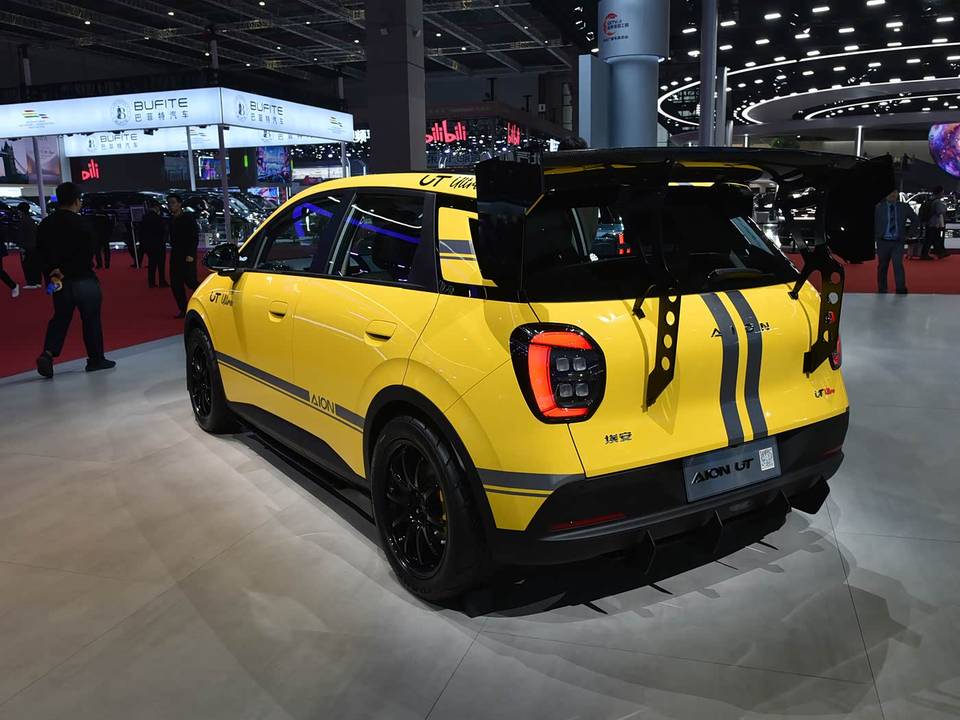 2026 Latest GAC AION UT New Energy Pure Electric EV Car Cheap Small Car ...