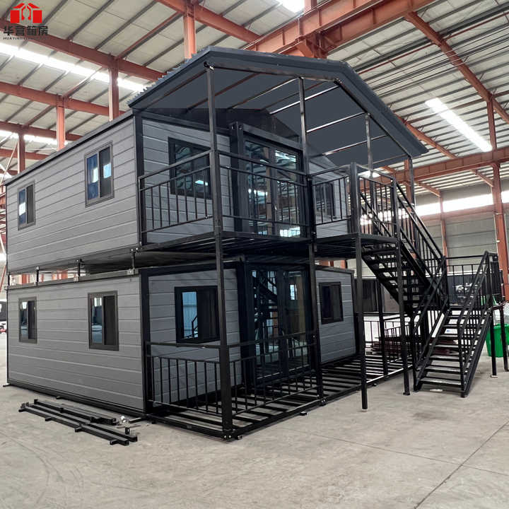 Luxury 2-4 Bedroom Container House - Expandable & Waterproof