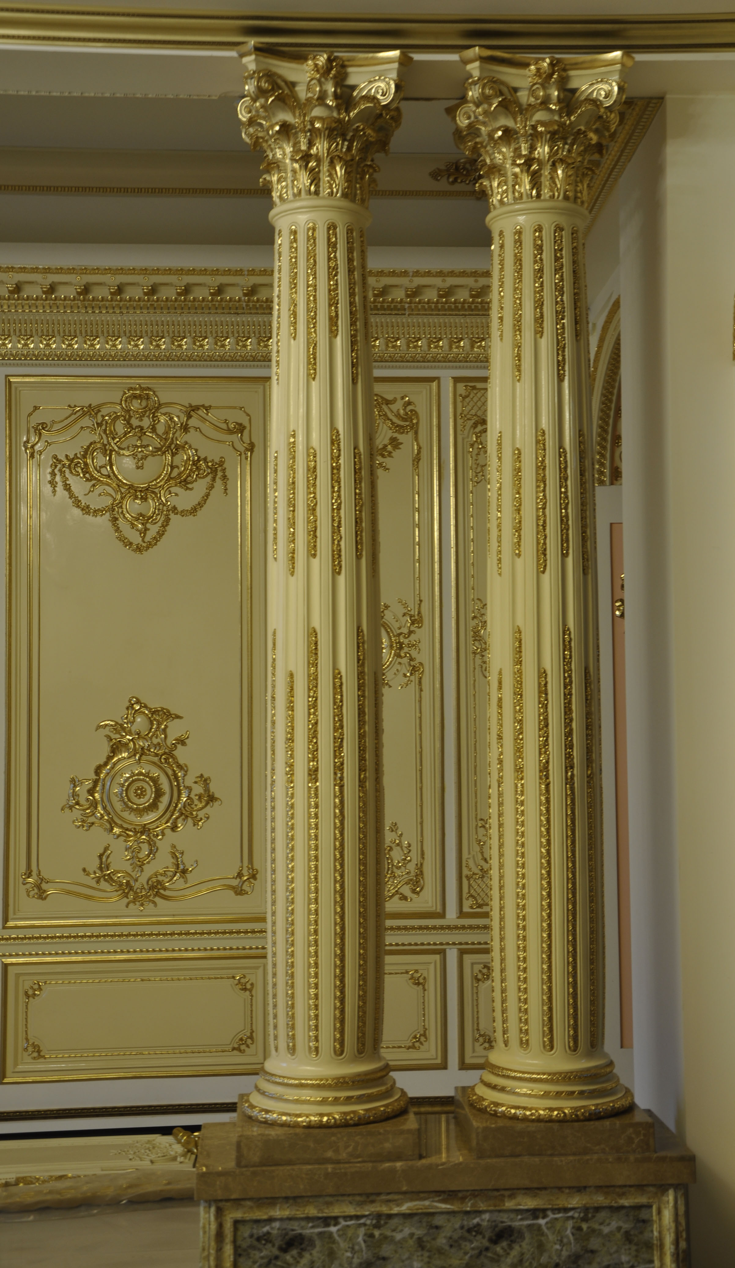 Verified Supplier White Plastic Columns 1k+ | Alibaba.com