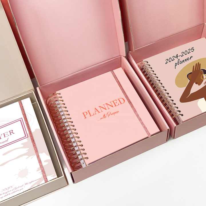 Custom Planner 2025/2026 - Daily Diary with Spiral Binding