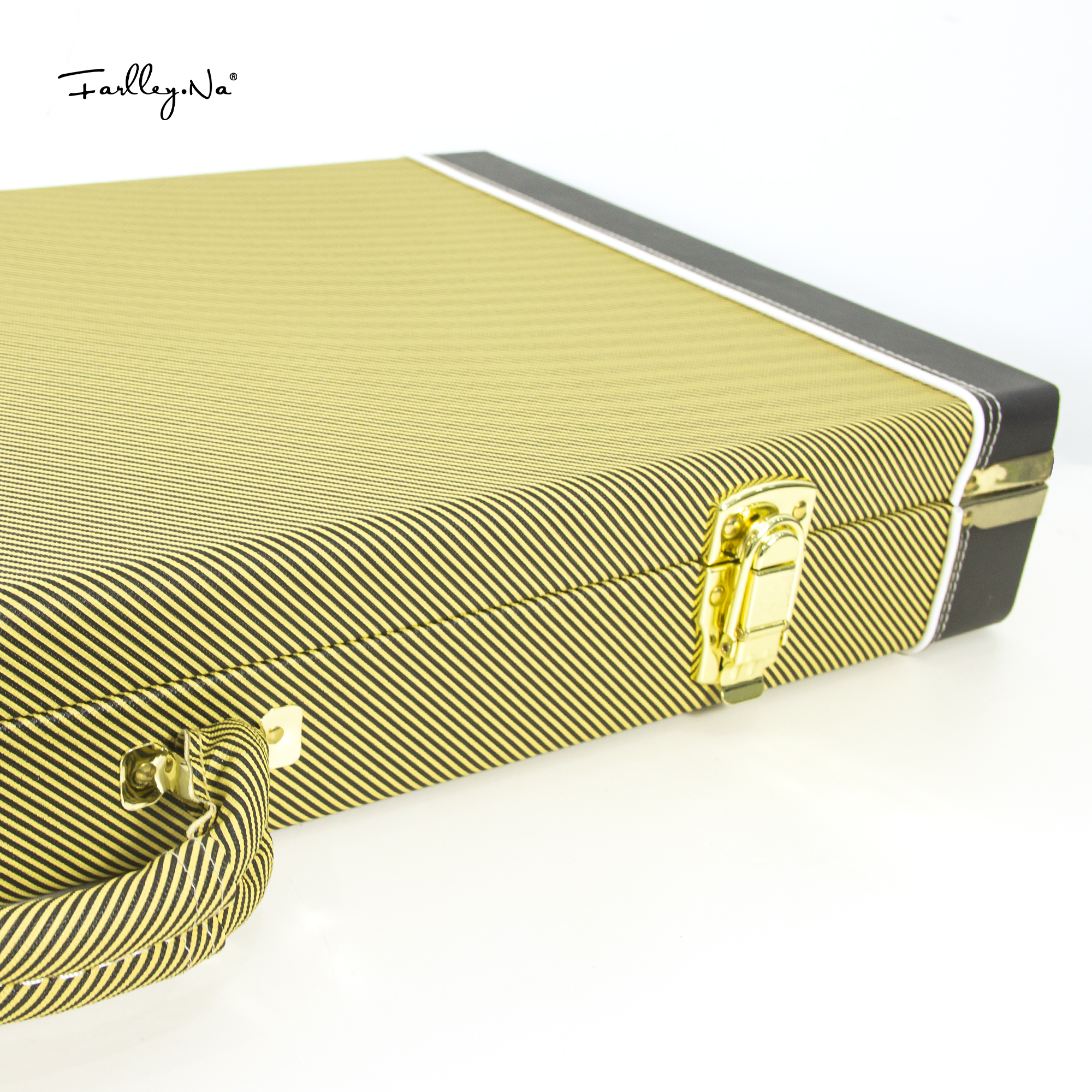 How to Choose the Best Bass Guitar Hard Case: A Complete Buying Guide