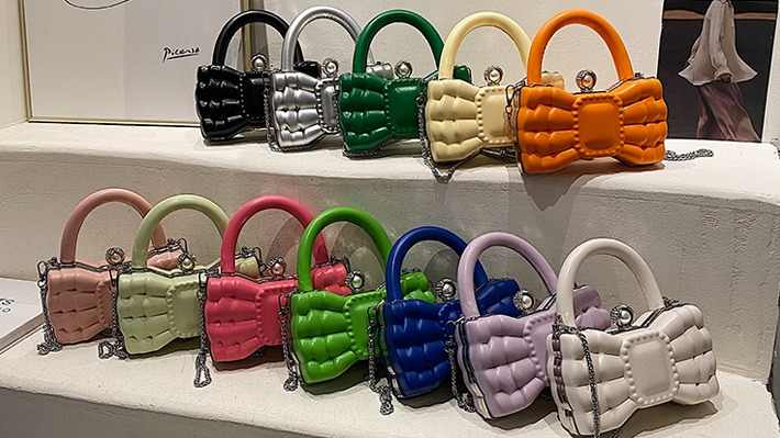 Shop Our 2023 Designer Women's Mini Handbags - Clutch Purse