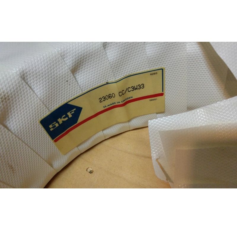 SKF Original High Precision Good Quality Bearing 23064 Spherical Roller ...