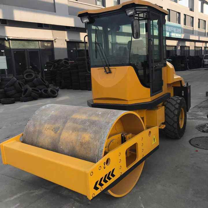 6 Ton Hydraulic Vibratory Roller - High Efficiency Compactor