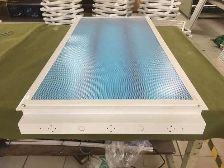 T8 Prismatic Linear Fluorescent Fitting 4x40w - LED Lighting