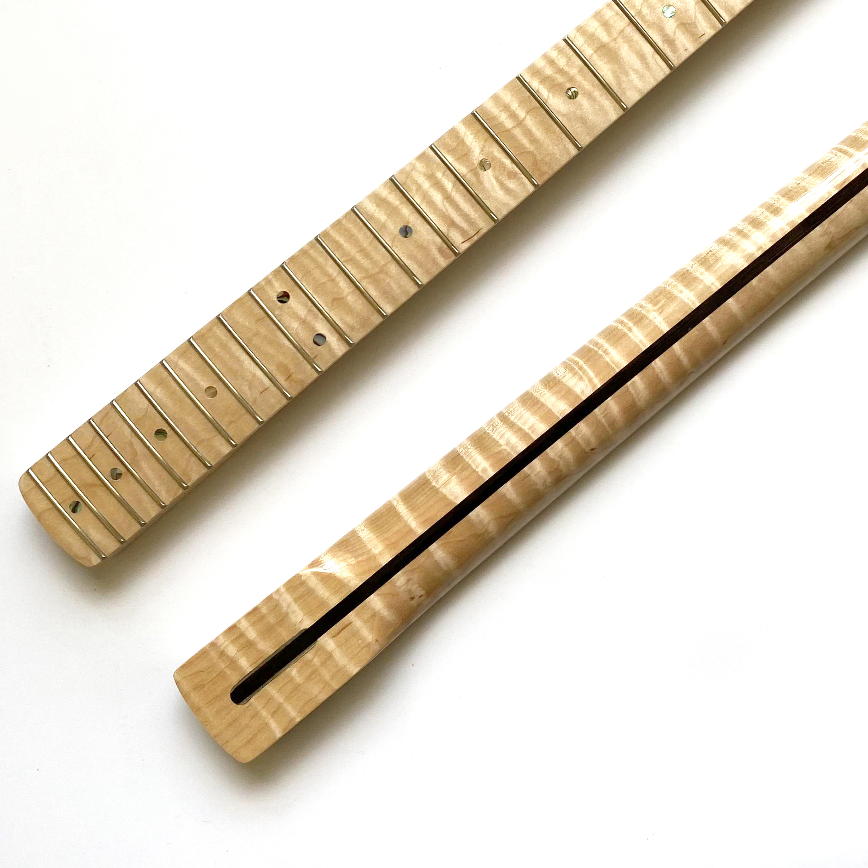 How to Choose a Neck Replacement for Rickenbacker 4003 Through-Neck Guitars