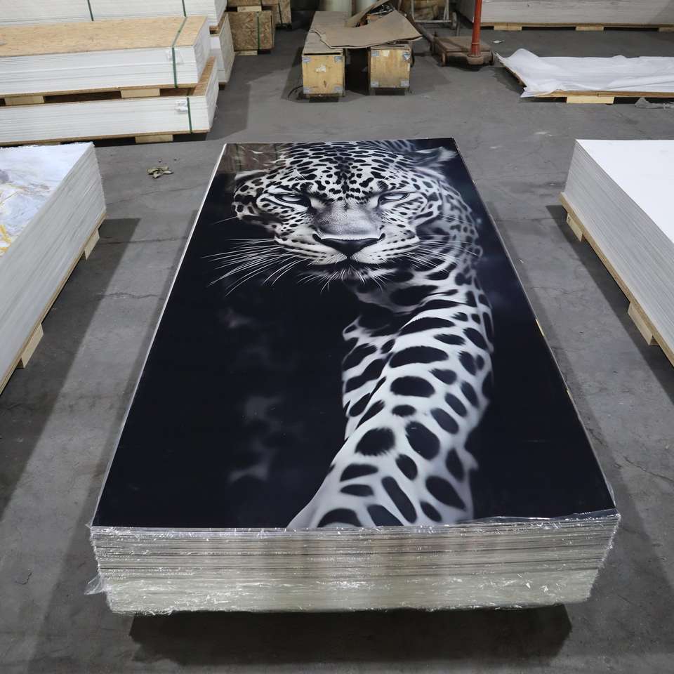 Custom High Gloss UV Decorative PVC Wall Panel with 3D Printing Tiger ...
